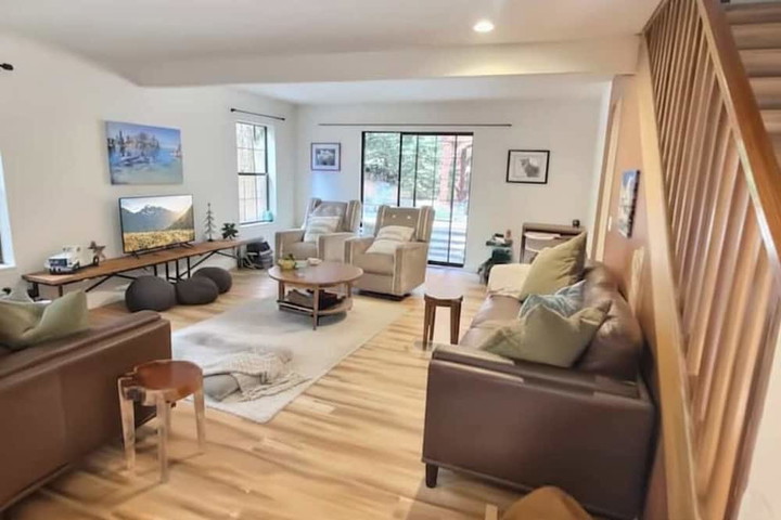 New! Walking Distance To The Lake And Beach! - Incline Village