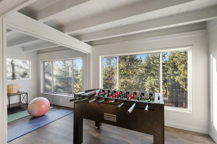 Tahoe Sanctuary | Hot Tub Sauna | Mountain & Lake Views | Air Conditioning - South Lake Tahoe, CA