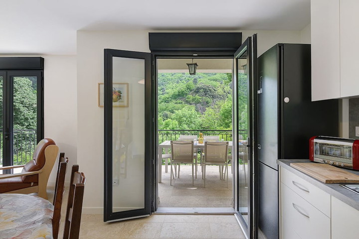 Maison De Vacances « La Clémenguite » Avec Vue Montagne, Wi-fi Et Climatisation - Vals-les-Bains
