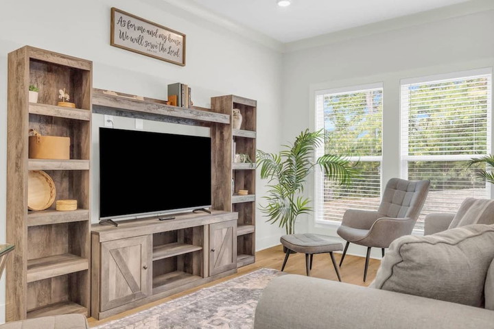 The Spartan Reserve | Luxury 3br | Sleeps 10 - Spartanburg, SC