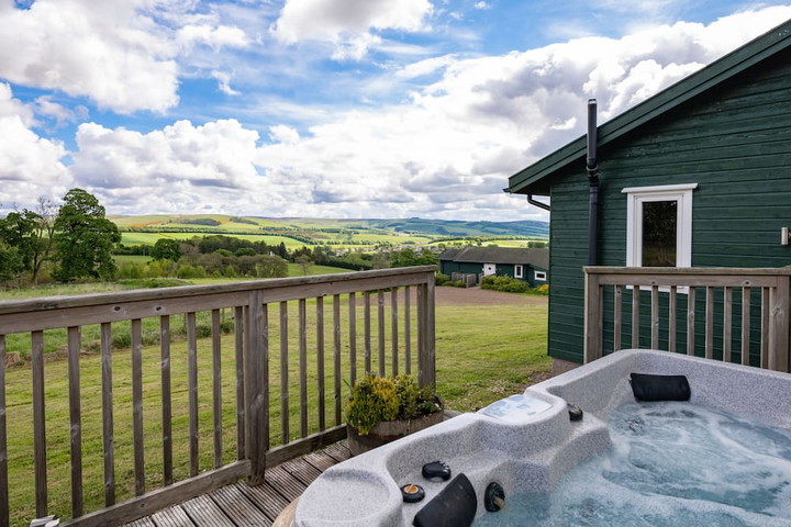 5 Star Award Winning Lodge - The Ramsay - Sleeps 4 - East Lothian Council