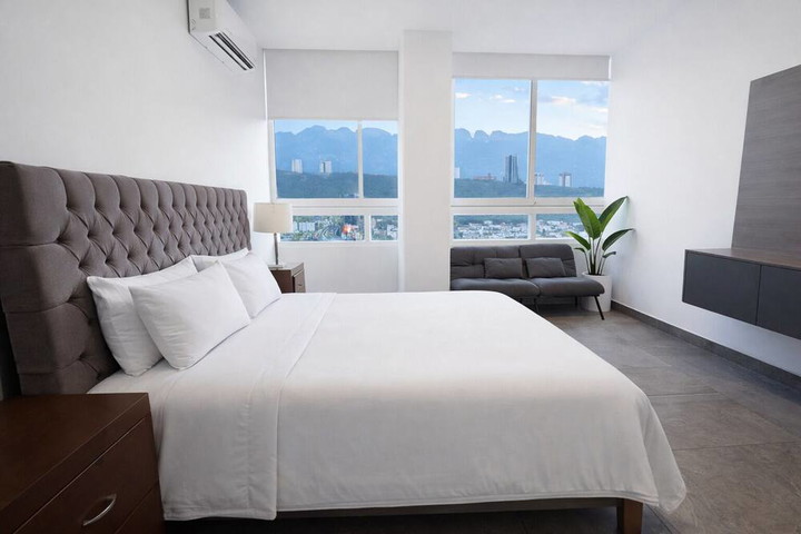 Iconic Cerro Views Retreat With Rooftop Pool - Monterrey