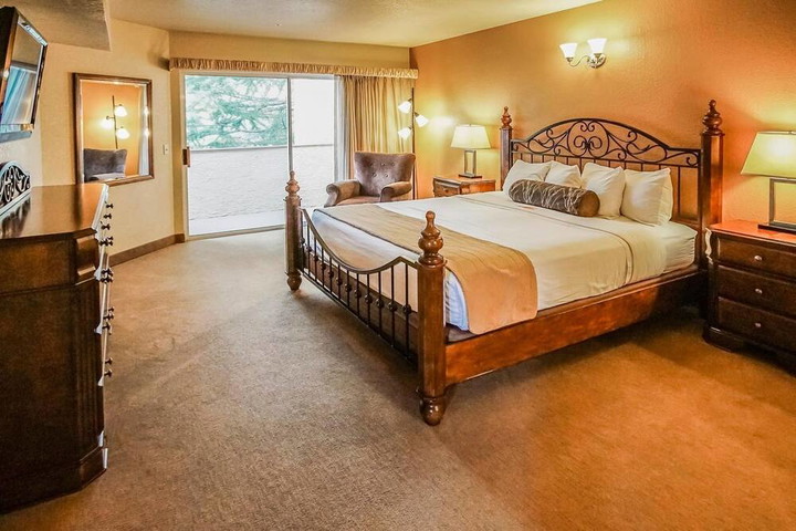 Spacious 2br In Sedona W/ Kitchen & Fireplace - Sedona, AZ