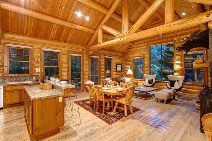 Abode At Moosehead Cabin, Walk To Skiing, Hot Tub, Mountain Views - Teton Village, WY
