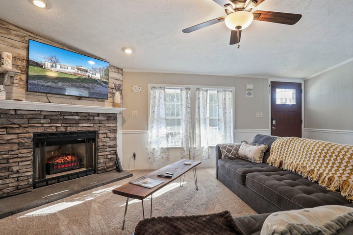 Sweeter Than Honey, Comfortable Beyond The Ordinary Hotel Experience! - Shepherdstown, WV