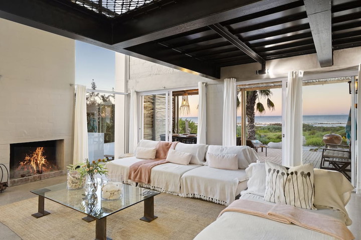 The Kervs - Four Bedroom House, Sleeps 8 - Saint Helena Bay