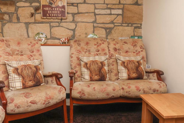 Cow Byre Cottage, Pet Friendly, Character Holiday Cottage In Whitby - Goathland