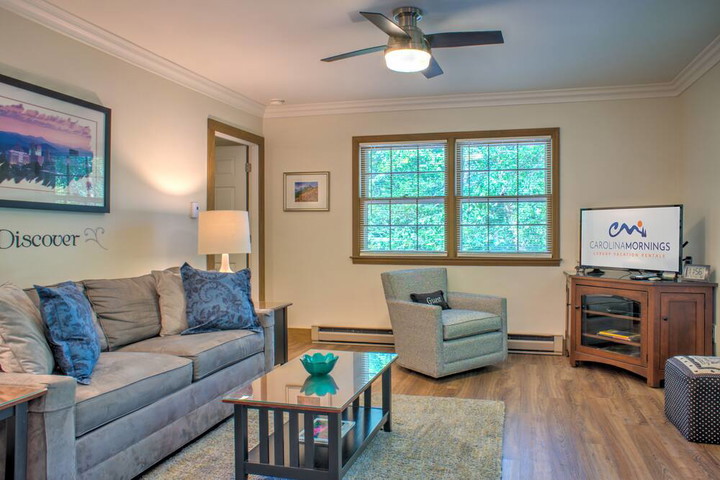 Rose Hill Country Cottage By Carolina Mornings | Grill +Biltmore Pass - Asheville, NC