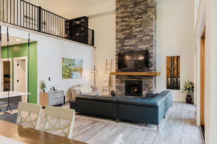 Private Lakehouse Getaway With All Modern Comforts - French Lick, IN