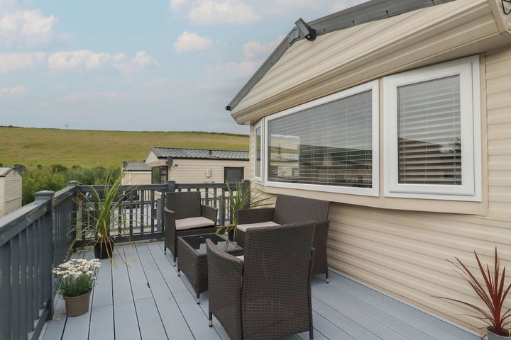 Tucked Away, Family Friendly, Country Holiday Cottage In Newquay - Newquay