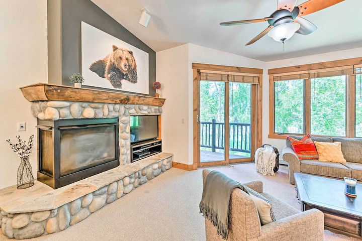 Gorgeous Steamboat Townhome: Shuttle To Ski Resort - Steamboat Springs, CO