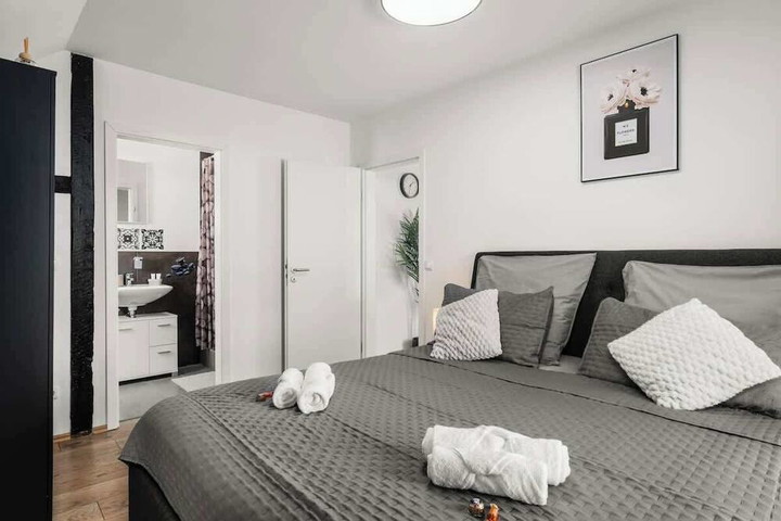 Mola Apartments-klimaanlage, Zentrum,balkon,seenah - Hagen