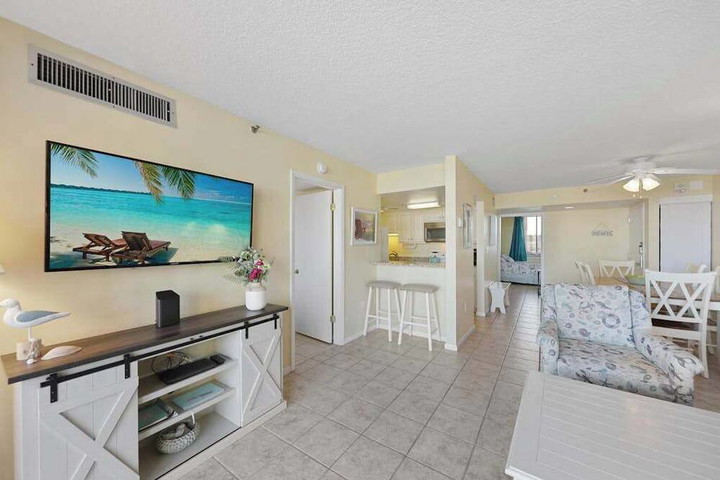 Sea Colony Ocean 2nd Floor Condo W/ Elevator, Tennis Court, And Basketball Court - Bethany Beach, DE