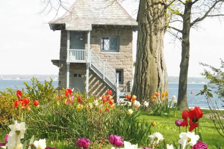 Waterfront Historic Estate Maison Pour Les Retraites Et Les Réunions Familiales - Port Washington, NY