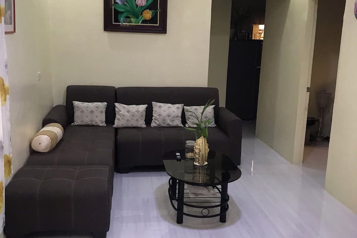 Charming 3-bedroom Bungalow With Wifi And Ac In Pleasant Castillejos - Subic