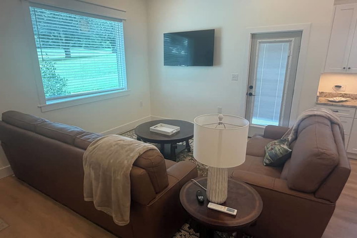 Badger Ridge Guest House Newly Built Spacious 1 Bed/1 Bath In Lovely Maryville - Maryville, TN