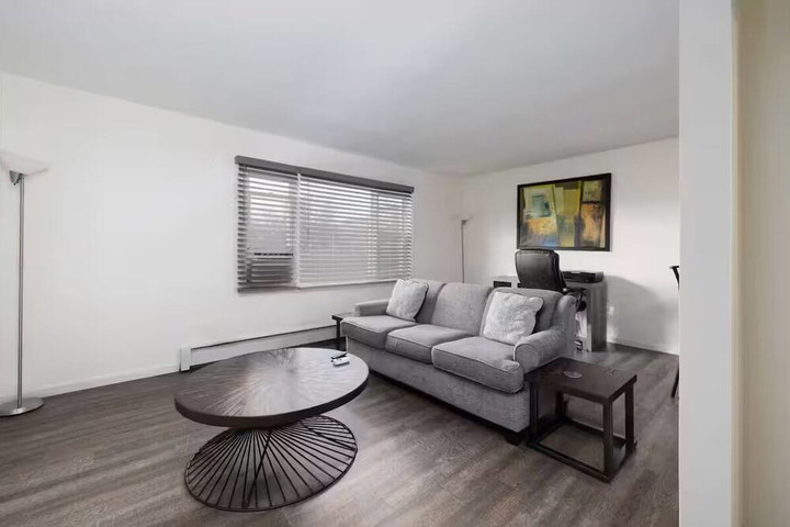 Perfect Private 4-suite Group Stay Under 1 Roof - Middletown, CT