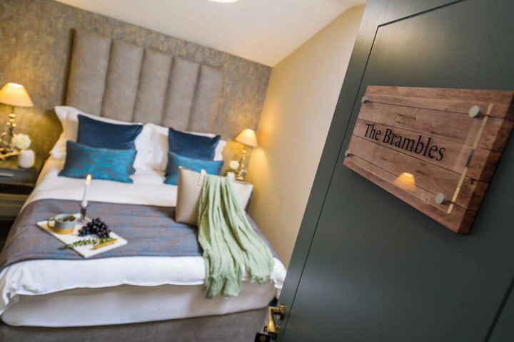 Equisite 11-bedroom Bed & Breakfast In Shanagolden - Ireland