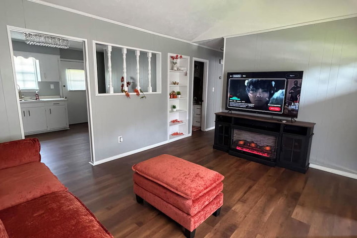Orange Haven By Kay Mac Rentals - Meridian, MS