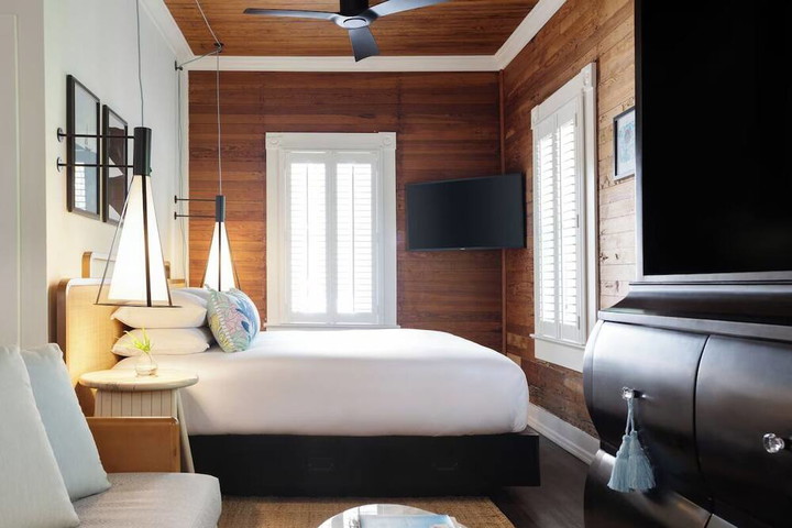 Stunning Key West Stay Perfect For A Romantic Escape! Pool, Free Breakfast - 키웨스트