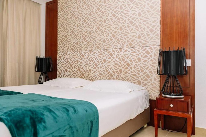 1br Beachside Retreat: Kitchenette & Pool! Enjoy Beachlife Moments | 4 Units - Albufeira
