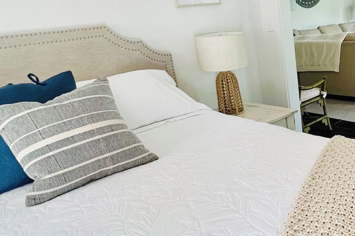 Magnolia Suite At The Mockingbird Inn Boutique Hotel - Biloxi, MS