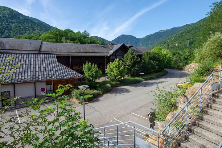 Flat Balcony Overlooking The Countryside, Close To Shops - Ax-les-Thermes