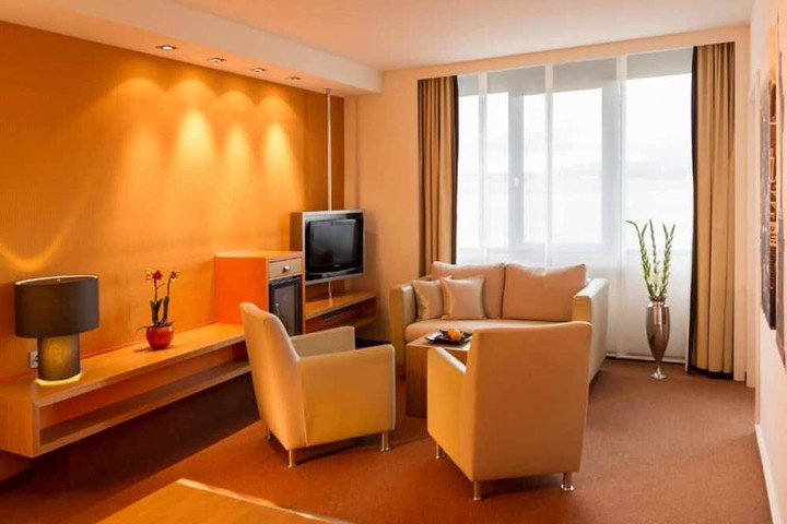 Sunday Am Main Taunus Zentrum Frankfurt/sulzbach Junior Suite - Frankfurt