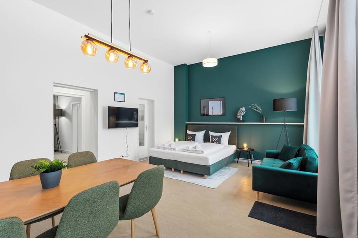 Vyld Vault Berlin | Near Spree, Spacious & Quiet - Berlin