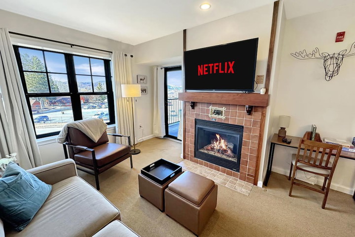 1br Updated Condo At The Appalachian Deck, Fireplace & Stunning Views #251 - Sparta Township, NJ