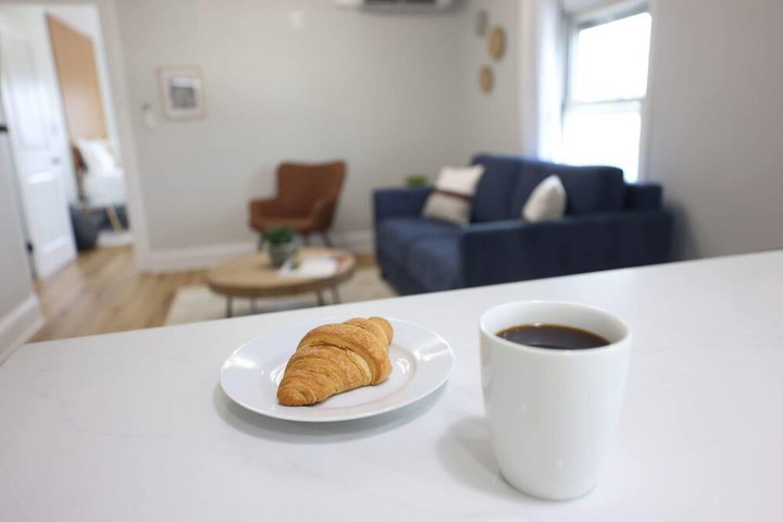 Jennifer's Elegant & Cozy Broadway Walkable Stay - Rhode Island