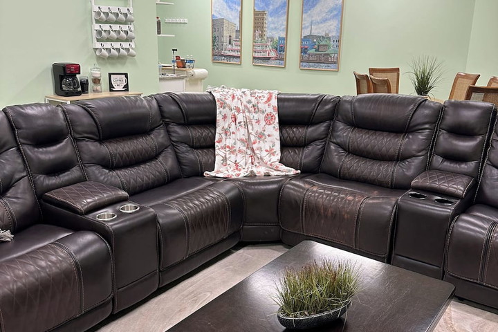 Pet Friendly Diamond In The Ruff Warehouse Apartment - Wilmington, NC