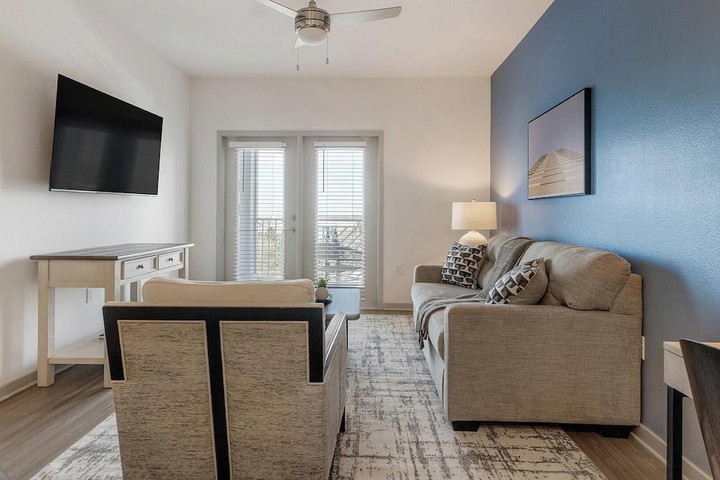 Landing | Modern 1bd, Gym, Clubhouse - Kelly Park, Apopka