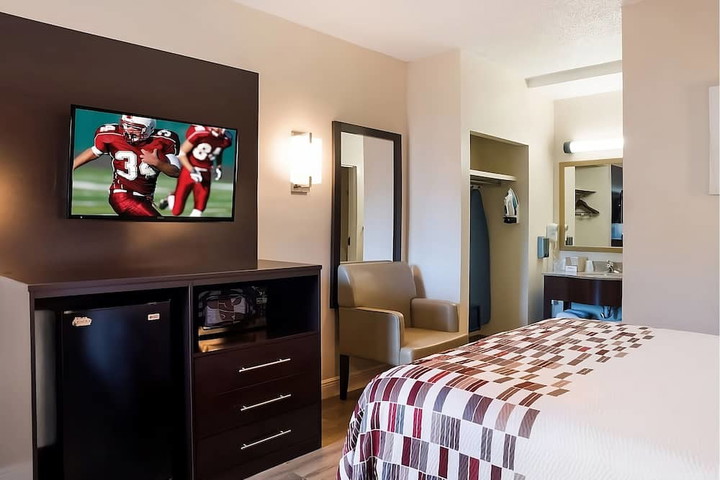 Ideal For Budget Travelers|  Parking, Breakfast |  2.2 Miles To Cadence Arena! - Tupelo