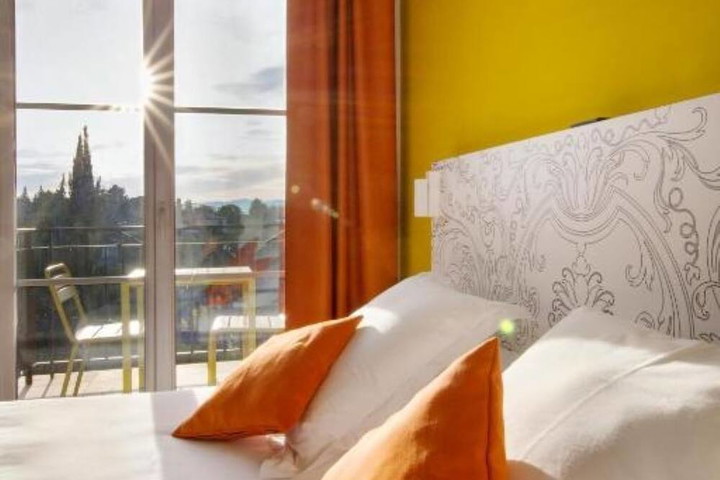 Bright 1br Suite With Full Open Kitchen | Unwind In The Shared Onsite Sauna Zone - Le Cannet