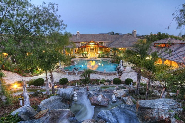 Paradise Vacation Estate - Largest Luxury Private Vacation Resort - Temecula, CA