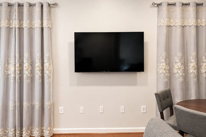 Experience The Magic At Dream Land Guest House In Ellicott City - Owings Mills, MD