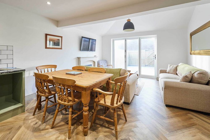 Host & Stay | Middle Cottage - Bamburgh