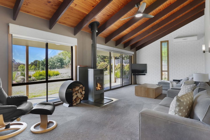 Bella Vista - Mansfield - Sleeps 8 - Mansfield