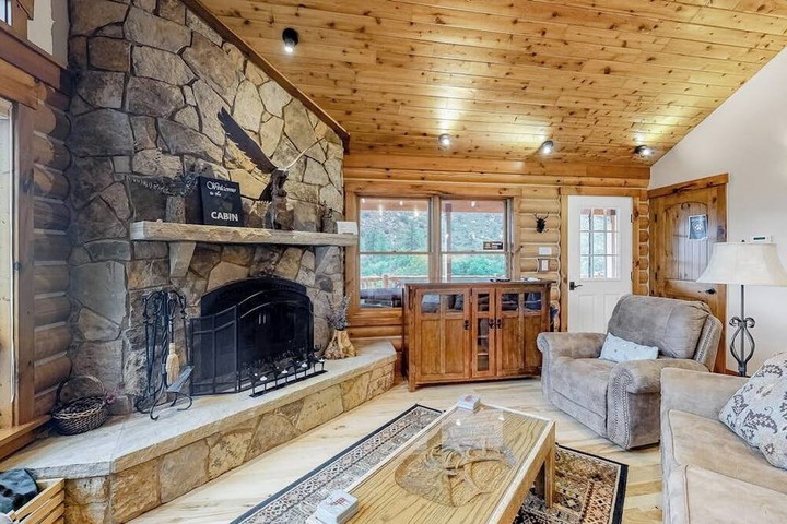 Secluded Home With Amazing Mountain & Lake Views, Deck, Fireplace, & Wifi - Durango, CO