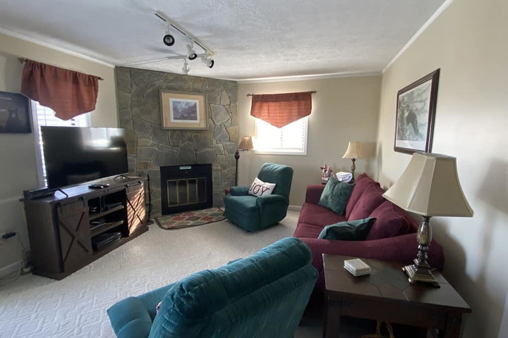 Sugar Ski Comfort Two Bedroom - Unit 436 - Banner Elk, NC