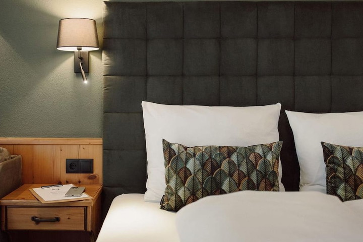 "Deluxe" Room With Balcony And Elevator (Half Board) - Hotel Loj - Our Kind Of Place - Obertauern