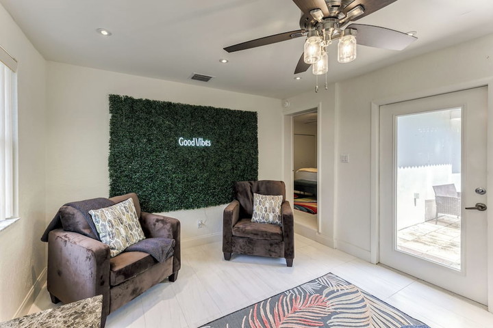 Entire Beach House On Ocean Blvd Fort Lauderdale! - Pompano Beach, FL