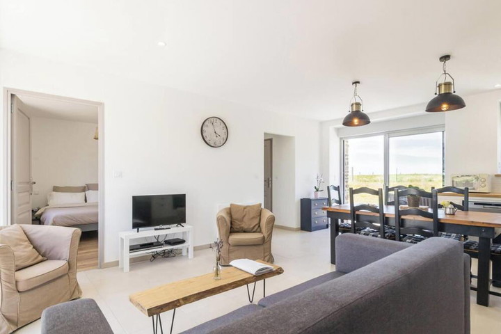 House In Pontorson With Wifi, Parking, Near Mont St-michel - Pontorson