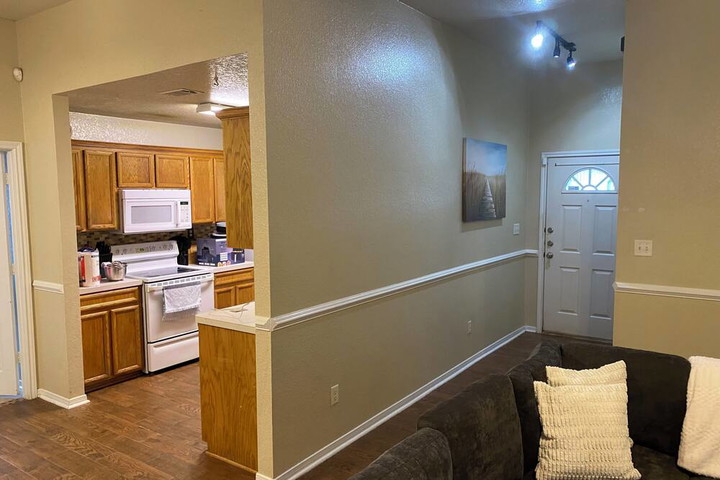 A Stay Away_ 4 Bed 2 Bath Comfy Home For Your Say. - Killeen, TX