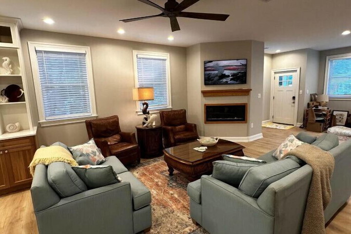 Sur La Mer Is A New Stunning Bayside Retreat 2 Blocks From The Bay Beach - Cape May, NJ