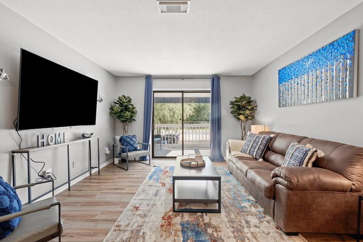 2 Bed 2 Bath Condo * King Bed * 1k Square Feet! - Milton, FL