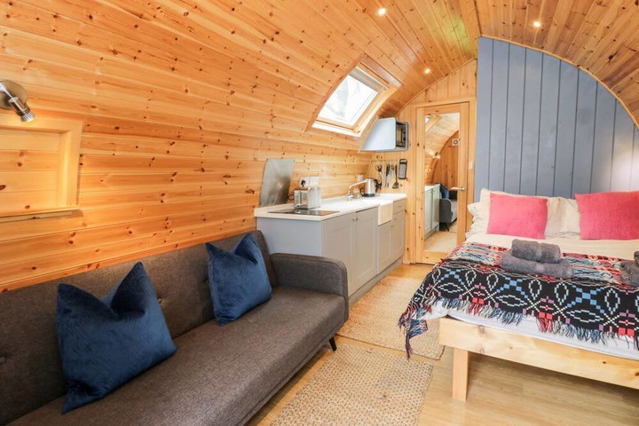 Conwy Pod, Betws-y-coed, Wales - Betws-y-Coed