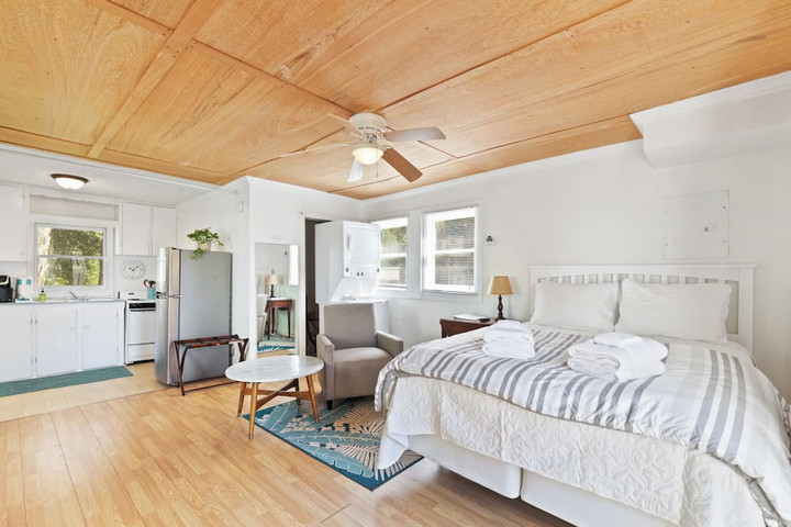 Studio Vue Océan  30 M De La Plage  Terrasse Privée  Lave-linge/sèche-linge Dans Lunité - Folly Beach, SC