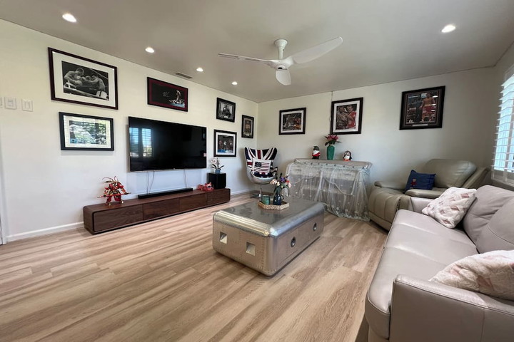 3b2b House Huge Yard Nice Pool Bbq Grill Fire Pit Beautiful View - West Covina, CA